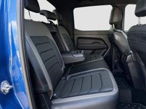 Blue Volkswagen Amarok 2024 in Parnu, with an engine capacity of 3.00 L and mileage of 99 thousand km for 47900 €, photo 9 on AUTOMOTO.COM.LV