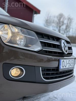 Brown Volkswagen Amarok 2012 in Aizkraukle, with an engine capacity of 2.00 L and mileage of 273 thousand km for 12470 €, photo 15 on AUTOMOTO.COM.LV