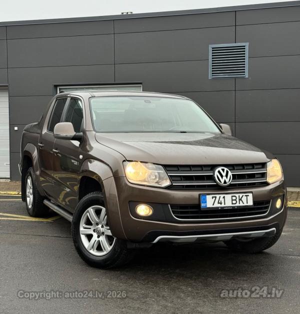 Brown Volkswagen Amarok 2014 in Tallinn, with an engine capacity of 2.00 L and mileage of 355 thousand km for 9999 €, photo 1 on AUTOMOTO.COM.LV