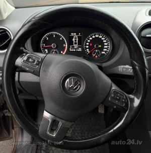 Brown Volkswagen Amarok 2014 in Tallinn, with an engine capacity of 2.00 L and mileage of 355 thousand km for 9999 €, photo 23 on AUTOMOTO.COM.LV