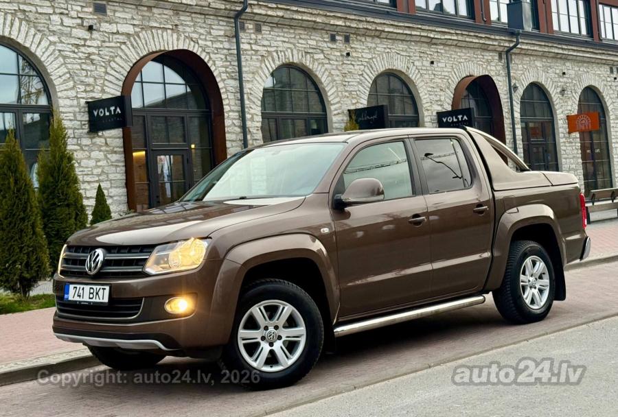 Brūns Volkswagen Amarok 2014 Tallina, ar dzinēja tilpumu 2.00 L un nobraukumu 355 tūkst. km par 12999 €, foto 1 vietnē AUTOMOTO.COM.LV