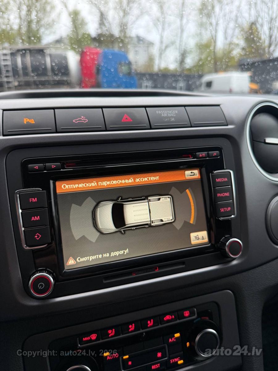 Brūns Volkswagen Amarok 2014 Tallina, ar dzinēja tilpumu 2.00 L un nobraukumu 355 tūkst. km par 12999 €, foto 29 vietnē AUTOMOTO.COM.LV