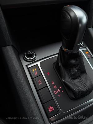 Brūns Volkswagen Amarok 2014 Tallina, ar dzinēja tilpumu 2.00 L un nobraukumu 355 tūkst. km par 12999 €, foto 30 vietnē AUTOMOTO.COM.LV