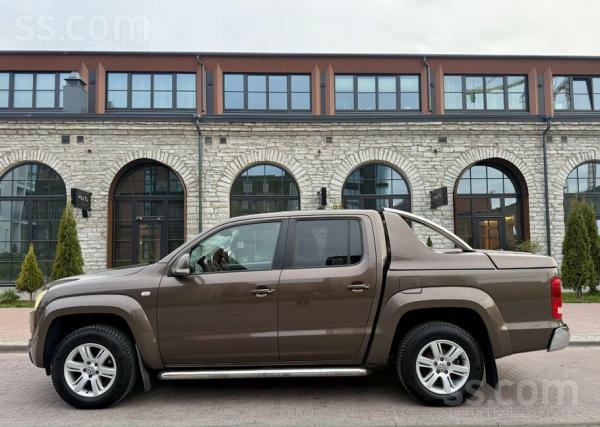 Brūns Volkswagen Amarok 2014 Tallina, ar dzinēja tilpumu 2.00 L un nobraukumu 355 tūkst. km par 12999 €, foto 4 vietnē AUTOMOTO.COM.LV