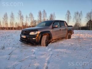 Brown Volkswagen Amarok 2019 in Jelgava, with an engine capacity of 3.00 L and mileage of 102 thousand km for 26500 €, photo  on AUTOMOTO.COM.LV