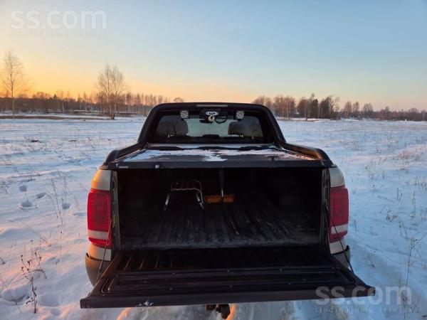 Brūns Volkswagen Amarok 2019 Jelgava, ar dzinēja tilpumu 3.00 L un nobraukumu 102 tūkst. km par 26500 €, foto 5 vietnē AUTOMOTO.COM.LV