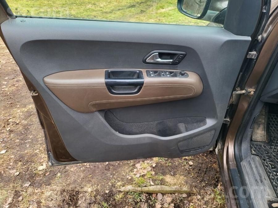 Brūns Volkswagen Amarok 2010 Rīga, ar dzinēja tilpumu 2.00 L un nobraukumu 309 tūkst. km par 7300 €, foto 14 vietnē AUTOMOTO.COM.LV