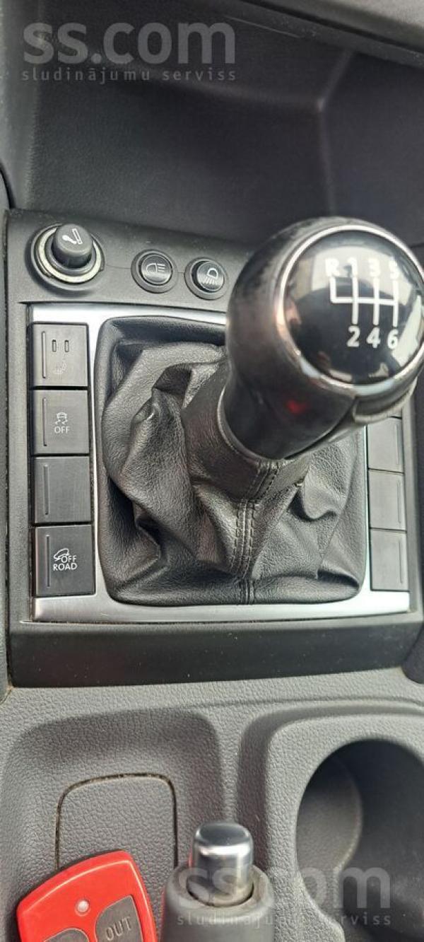 Brūns Volkswagen Amarok 2011 Jēkabpils, ar dzinēja tilpumu 2.00 L un nobraukumu 258 tūkst. km par 8100 €, foto 5 vietnē AUTOMOTO.COM.LV