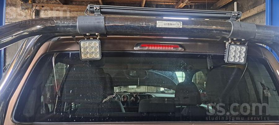 Brūns Volkswagen Amarok 2011 Jēkabpils, ar dzinēja tilpumu 2.00 L un nobraukumu 258 tūkst. km par 8100 €, foto 16 vietnē AUTOMOTO.COM.LV