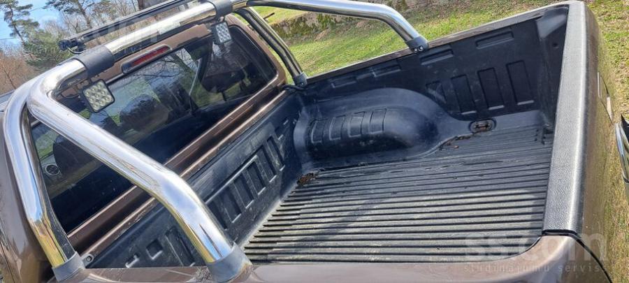 Brūns Volkswagen Amarok 2011 Jēkabpils, ar dzinēja tilpumu 2.00 L un nobraukumu 258 tūkst. km par 8100 €, foto 17 vietnē AUTOMOTO.COM.LV