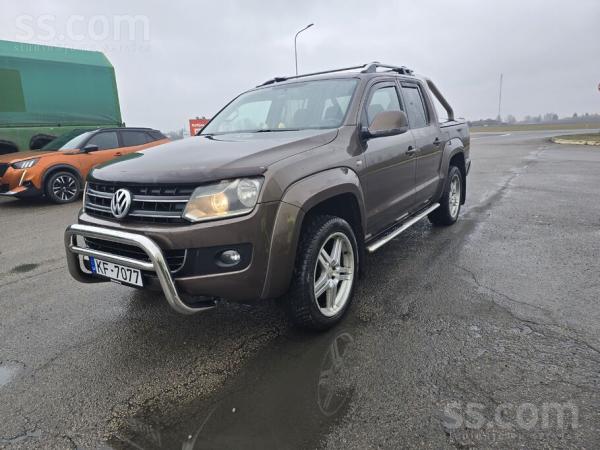 Brown Volkswagen Amarok 2012 in Bauska, with an engine capacity of 2.00 L and mileage of 350 thousand km for 12300 €, photo 5 on AUTOMOTO.COM.LV