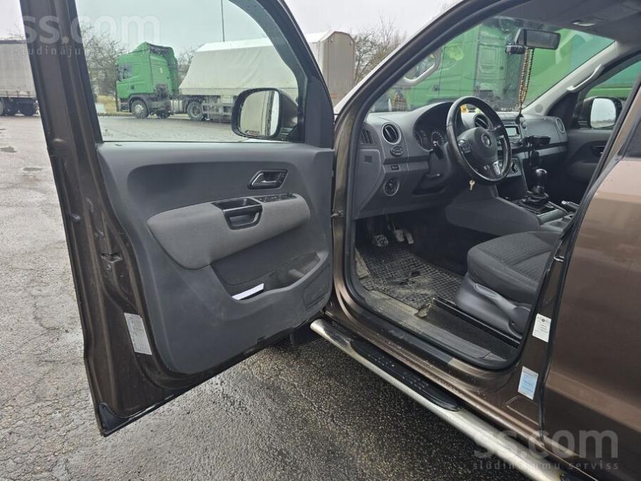 Brūns Volkswagen Amarok 2012 Bauska, ar dzinēja tilpumu 2.00 L un nobraukumu 350 tūkst. km par 12300 €, foto 9 vietnē AUTOMOTO.COM.LV