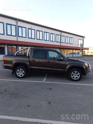 Brown Volkswagen Amarok 2012 in Rezekne, with an engine capacity of 2.00 L and mileage of 456 thousand km for 6500 €, photo 1 on AUTOMOTO.COM.LV