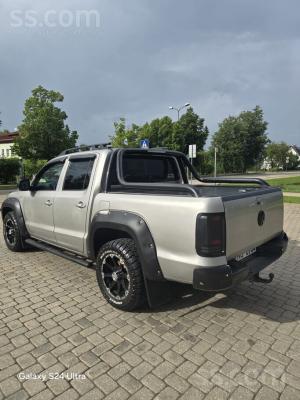Brown Volkswagen Amarok 2013 in Cesis, with an engine capacity of 2.00 L and mileage of 210 thousand km for 7000 €, photo 5 on AUTOMOTO.COM.LV