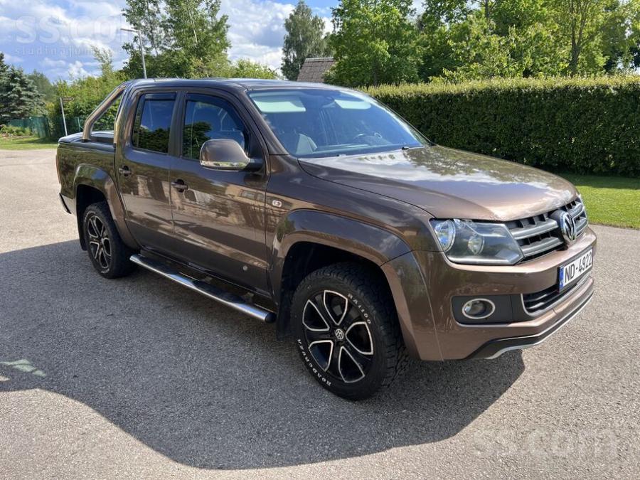 Brown Volkswagen Amarok 2015 in Talsi, with an engine capacity of 2.00 L and mileage of 301 thousand km for 7900 €, photo 6 on AUTOMOTO.COM.LV