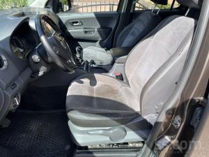Brown Volkswagen Amarok 2015 in Talsi, with an engine capacity of 2.00 L and mileage of 301 thousand km for 7900 €, photo 12 on AUTOMOTO.COM.LV