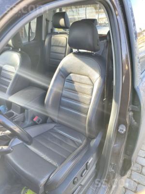 Brūns Volkswagen Amarok 2018 Cēsis, ar dzinēja tilpumu 3.00 L un nobraukumu 372 tūkst. km par 16000 €, foto 5 vietnē AUTOMOTO.COM.LV