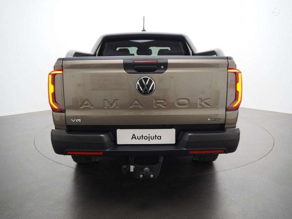 Brūns Volkswagen Amarok 2023 Viļņa, ar dzinēja tilpumu 2.99 L un nobraukumu 53 tūkst. km par 52500 €, foto 5 vietnē AUTOMOTO.COM.LV