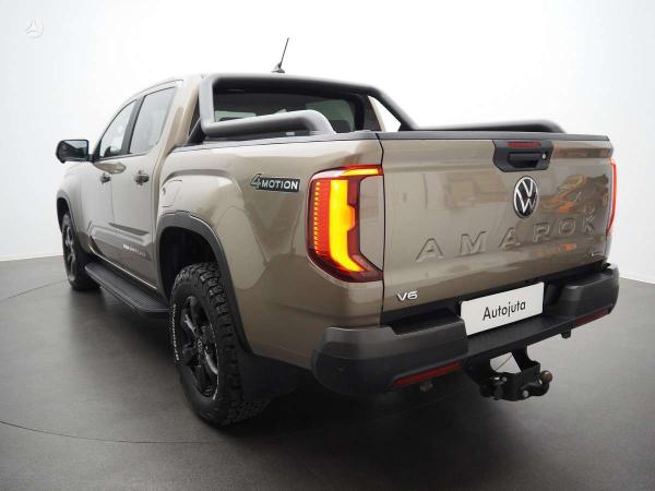Brūns Volkswagen Amarok 2023 Viļņa, ar dzinēja tilpumu 2.99 L un nobraukumu 53 tūkst. km par 52500 €, foto 6 vietnē AUTOMOTO.COM.LV