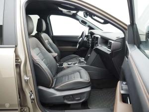 Brūns Volkswagen Amarok 2023 Viļņa, ar dzinēja tilpumu 2.99 L un nobraukumu 53 tūkst. km par 52500 €, foto 13 vietnē AUTOMOTO.COM.LV