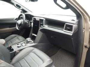 Brūns Volkswagen Amarok 2023 Viļņa, ar dzinēja tilpumu 2.99 L un nobraukumu 53 tūkst. km par 52500 €, foto 15 vietnē AUTOMOTO.COM.LV