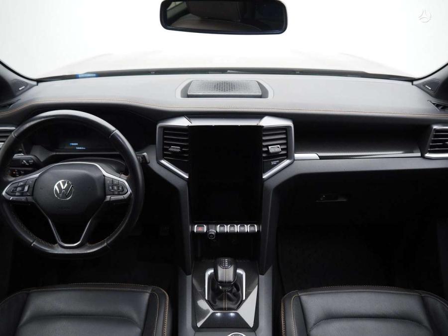 Brūns Volkswagen Amarok 2023 Viļņa, ar dzinēja tilpumu 2.99 L un nobraukumu 53 tūkst. km par 52500 €, foto 19 vietnē AUTOMOTO.COM.LV