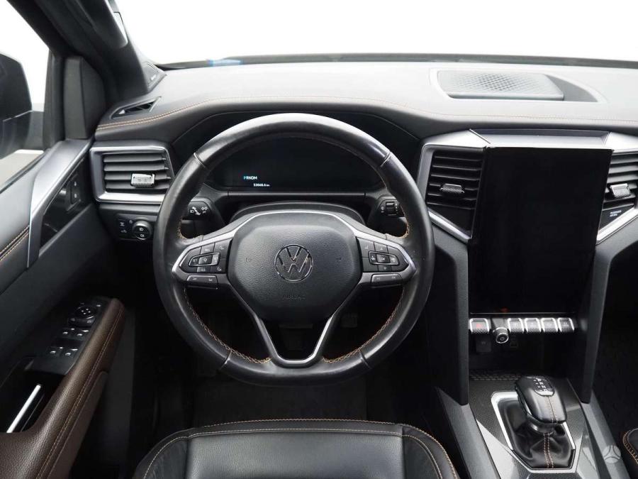 Brūns Volkswagen Amarok 2023 Viļņa, ar dzinēja tilpumu 2.99 L un nobraukumu 53 tūkst. km par 52500 €, foto 21 vietnē AUTOMOTO.COM.LV
