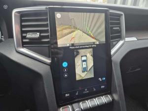 Brown Volkswagen Amarok 2024 in Vilnius, with an engine capacity of 2.99 L and mileage of 9 thousand km for 43900 €, photo 13 on AUTOMOTO.COM.LV