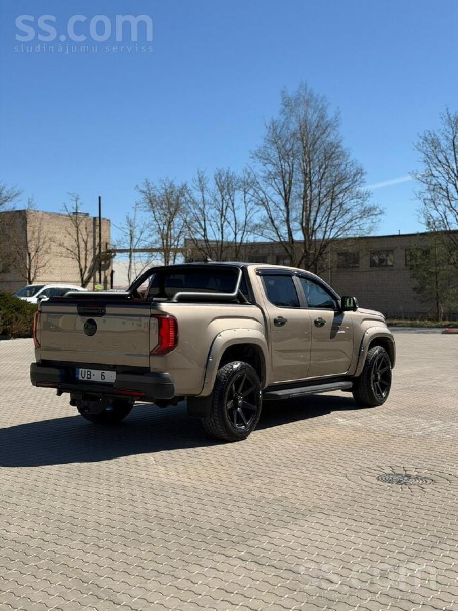 Brown Volkswagen Amarok 2024 in Kuldiga, with an engine capacity of 3.00 L and mileage of 86 thousand km for 49400 €, photo 6 on AUTOMOTO.COM.LV