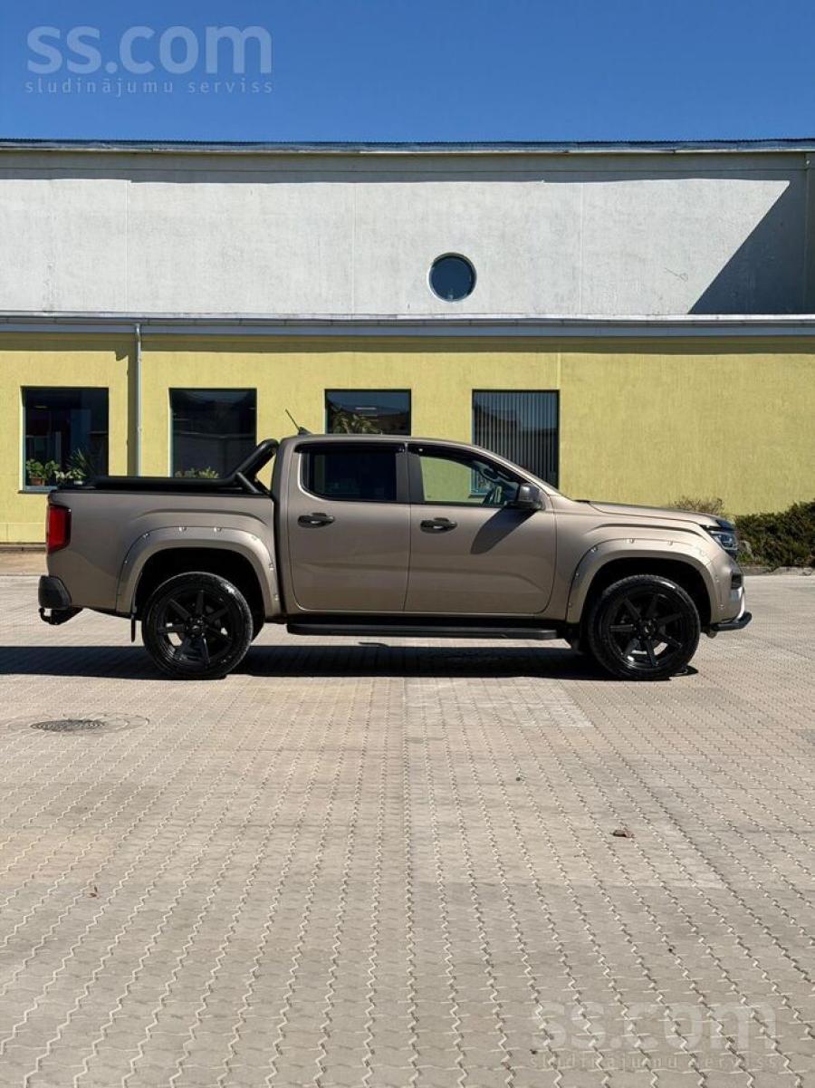 Brown Volkswagen Amarok 2024 in Kuldiga, with an engine capacity of 3.00 L and mileage of 86 thousand km for 49400 €, photo 8 on AUTOMOTO.COM.LV