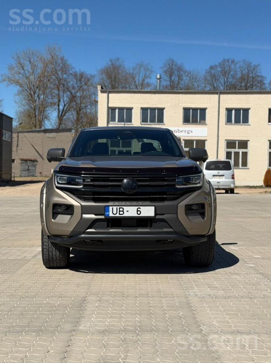 Brown Volkswagen Amarok 2024 in Kuldiga, with an engine capacity of 3.00 L and mileage of 86 thousand km for 49400 €, photo 9 on AUTOMOTO.COM.LV