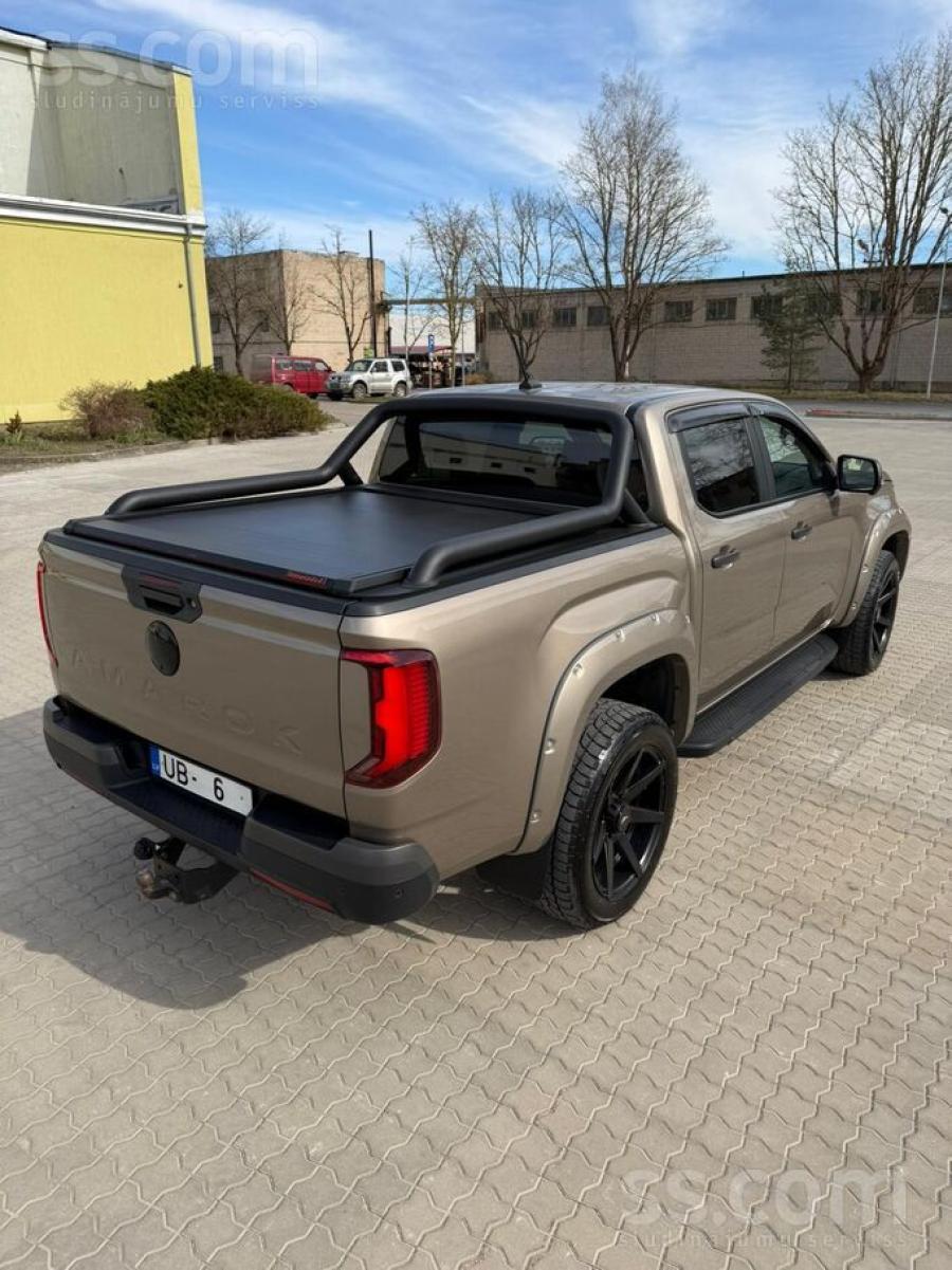 Brown Volkswagen Amarok 2024 in Kuldiga, with an engine capacity of 3.00 L and mileage of 86 thousand km for 49400 €, photo 19 on AUTOMOTO.COM.LV