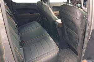 Brown Volkswagen Amarok 2024 in Klaipeda, with an engine capacity of 2.99 L and mileage of 24 thousand km for 57000 €, photo 9 on AUTOMOTO.COM.LV