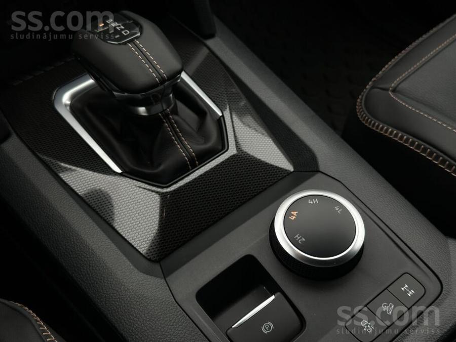 Brūns Volkswagen Amarok 2026 Valmiera, ar dzinēja tilpumu 3.00 L un nobraukumu 14 tūkst. km par 54560 €, foto 12 vietnē AUTOMOTO.COM.LV
