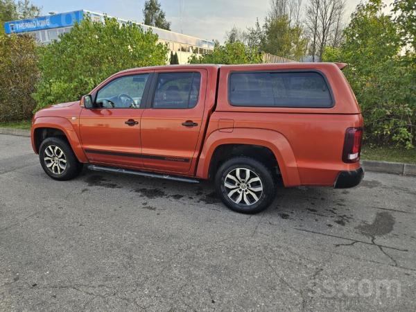 Volkswagen Amarok 2015 in Riga, with an engine capacity of 2.00 L and mileage of 288 thousand km for 14999 €, photo 1 on AUTOMOTO.COM.LV