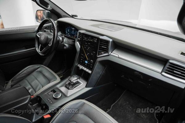 Volkswagen Amarok 2024 in Tallinn, with an engine capacity of 3.00 L and mileage of 38 thousand km for 56000 €, photo 7 on AUTOMOTO.COM.LV