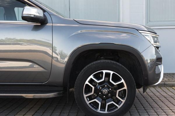 Volkswagen Amarok 2024 in Ventspils, with an engine capacity of 3.00 L and mileage of 81 thousand km for 46750 €, photo 10 on AUTOMOTO.COM.LV