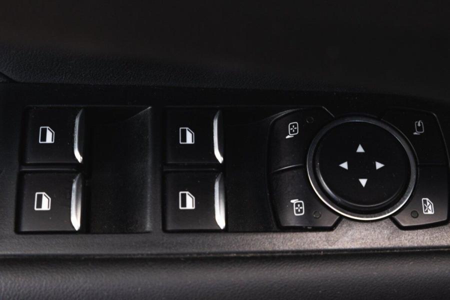 Volkswagen Amarok 2024 Ventspils, ar dzinēja tilpumu 3.00 L un nobraukumu 81 tūkst. km par 46750 €, foto 35 vietnē AUTOMOTO.COM.LV