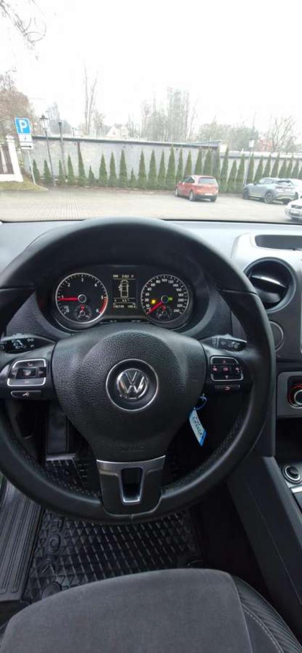 Zaļš Volkswagen Amarok 2014 Kelmė, ar dzinēja tilpumu 2.00 L un nobraukumu 247 tūkst. km par 10900 €, foto 9 vietnē AUTOMOTO.COM.LV