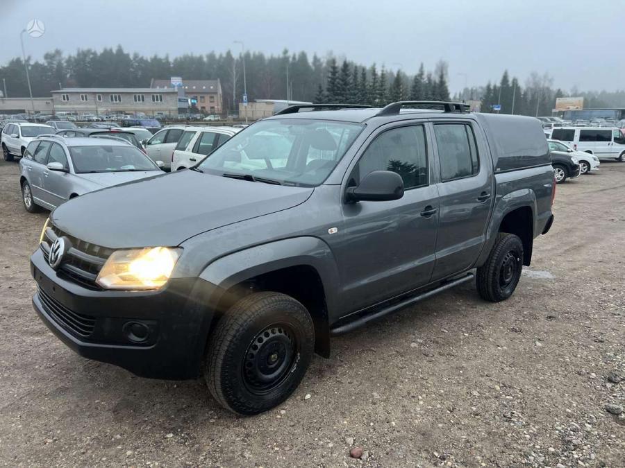 Pelēks Volkswagen Amarok 2011 Utena, ar dzinēja tilpumu 2.00 L un nobraukumu 183 tūkst. km par 8950 €, foto 1 vietnē AUTOMOTO.COM.LV