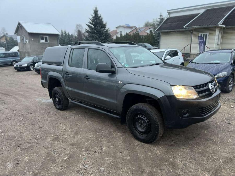 Pelēks Volkswagen Amarok 2011 Utena, ar dzinēja tilpumu 2.00 L un nobraukumu 183 tūkst. km par 8950 €, foto 3 vietnē AUTOMOTO.COM.LV