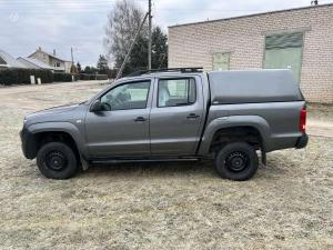 Grey Volkswagen Amarok 2011 in Utena, with an engine capacity of 2.00 L and mileage of 183 thousand km for 8750 €, photo 8 on AUTOMOTO.COM.LV