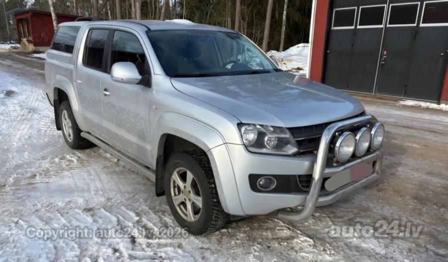 Pelēks Volkswagen Amarok 2011 Tallina, ar dzinēja tilpumu 2.00 L un nobraukumu 255 tūkst. km par 15800 €, foto 2 vietnē AUTOMOTO.COM.LV