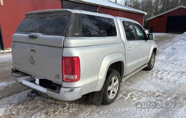 Pelēks Volkswagen Amarok 2011 Tallina, ar dzinēja tilpumu 2.00 L un nobraukumu 255 tūkst. km par 15800 €, foto 3 vietnē AUTOMOTO.COM.LV