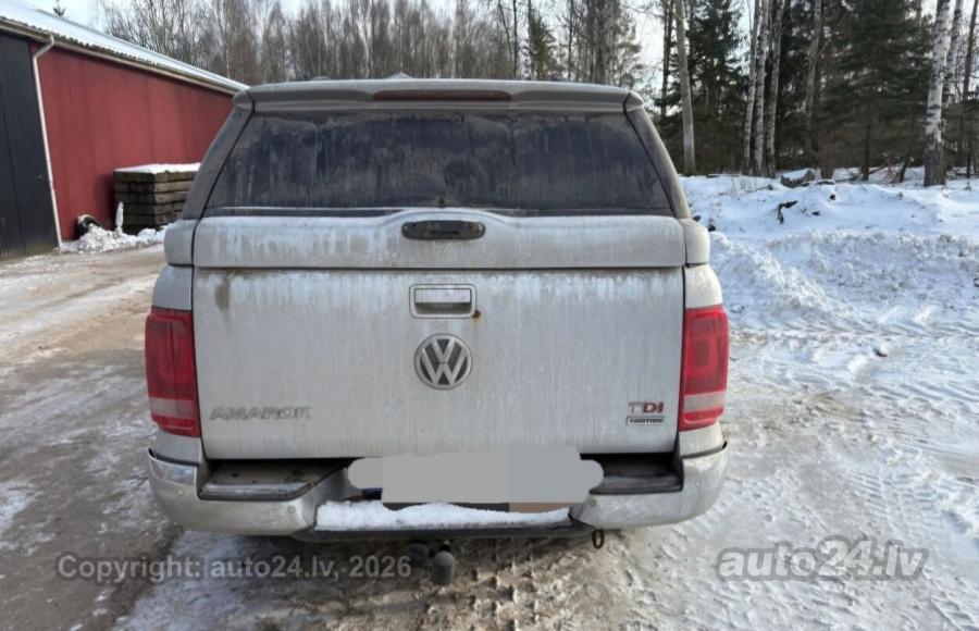 Pelēks Volkswagen Amarok 2011 Tallina, ar dzinēja tilpumu 2.00 L un nobraukumu 255 tūkst. km par 15800 €, foto 8 vietnē AUTOMOTO.COM.LV