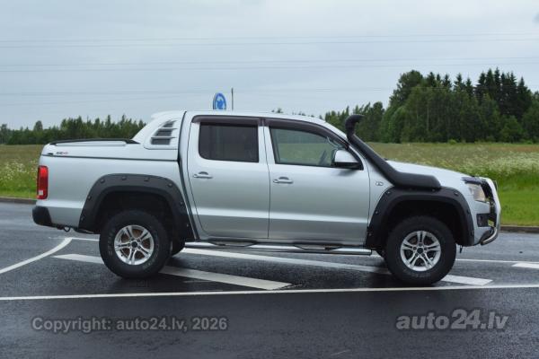 Grey Volkswagen Amarok 2011 in Parnu, with an engine capacity of 2.00 L and mileage of 334 thousand km for 12400 €, photo 3 on AUTOMOTO.COM.LV