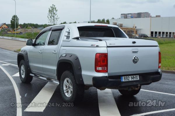 Grey Volkswagen Amarok 2011 in Parnu, with an engine capacity of 2.00 L and mileage of 334 thousand km for 12400 €, photo 5 on AUTOMOTO.COM.LV