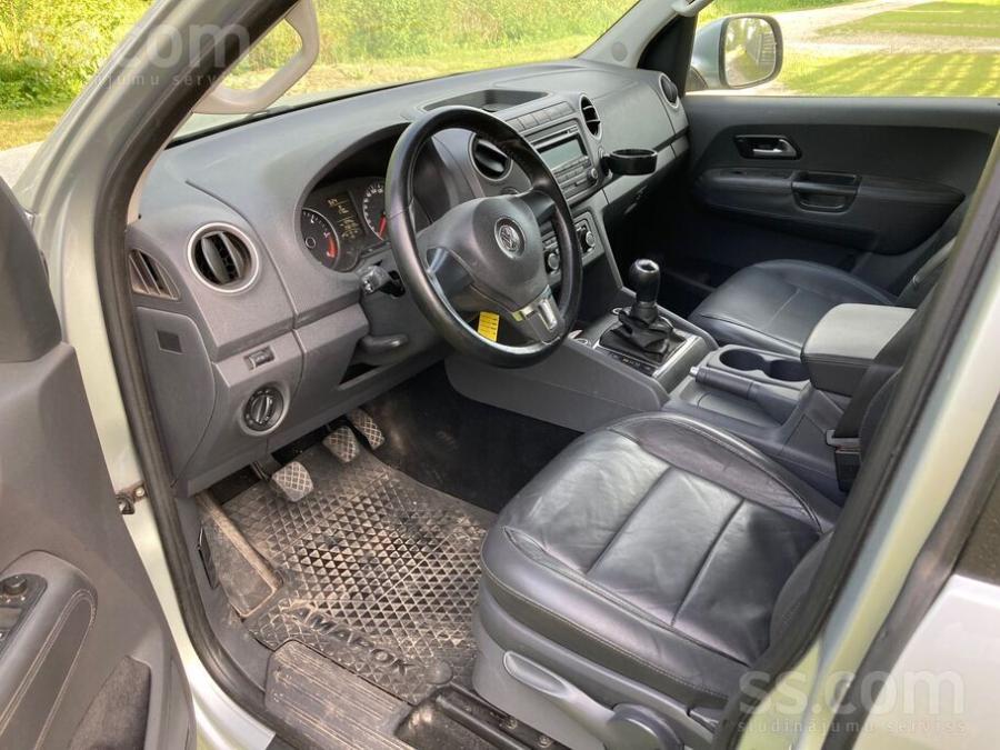 Pelēks Volkswagen Amarok 2011 Ogre, ar dzinēja tilpumu 2.00 L un nobraukumu 258 tūkst. km par 10770 €, foto 10 vietnē AUTOMOTO.COM.LV