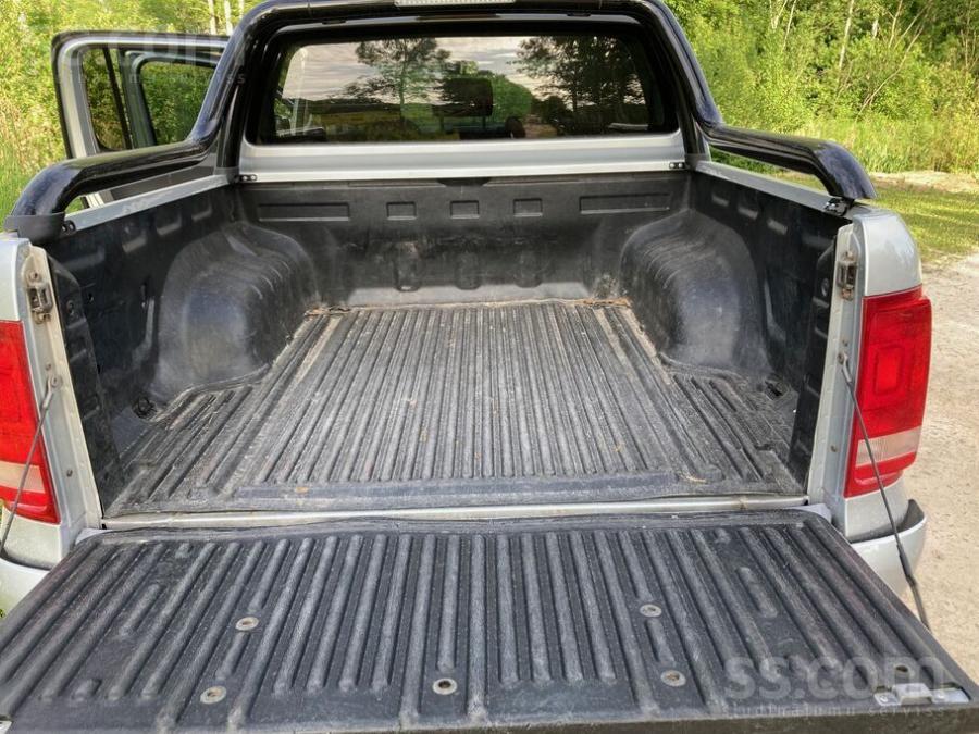 Pelēks Volkswagen Amarok 2011 Ogre, ar dzinēja tilpumu 2.00 L un nobraukumu 258 tūkst. km par 10770 €, foto 14 vietnē AUTOMOTO.COM.LV
