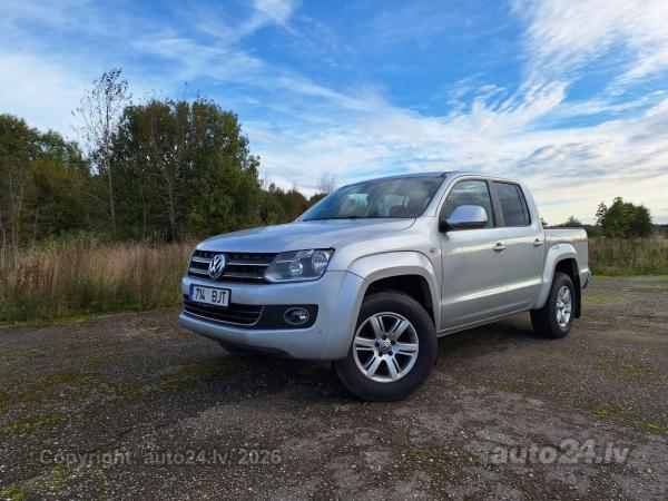Pelēks Volkswagen Amarok 2013 Rapla, ar dzinēja tilpumu 2.00 L un nobraukumu 322 tūkst. km par 10500 €, foto 1 vietnē AUTOMOTO.COM.LV
